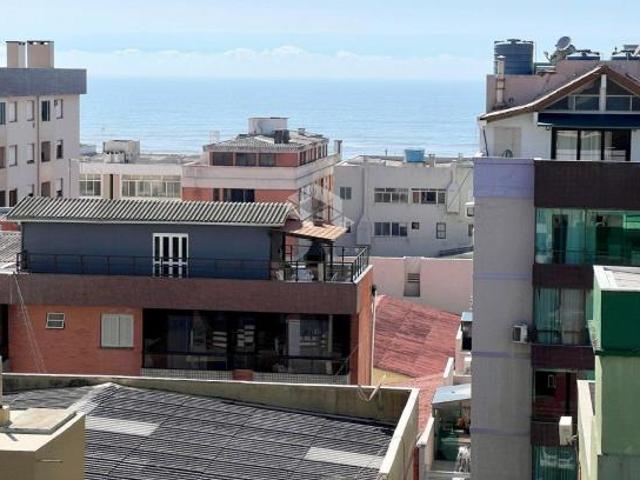 Apartamento composto por 2 dormitórios, 1 suite, mobiliado e decorado, sacada com churrasqueira, em