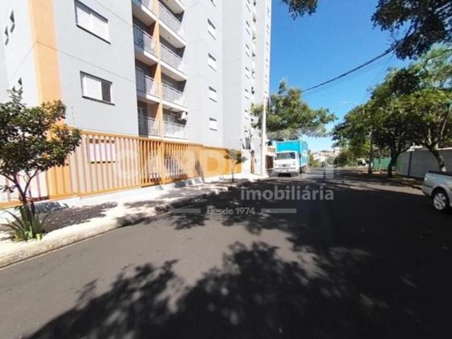 Apartamento completo de armários planejados