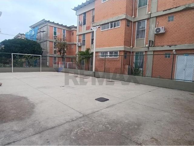 Apartamento Contemporâneo em Cabo Frio: 3 Quartos