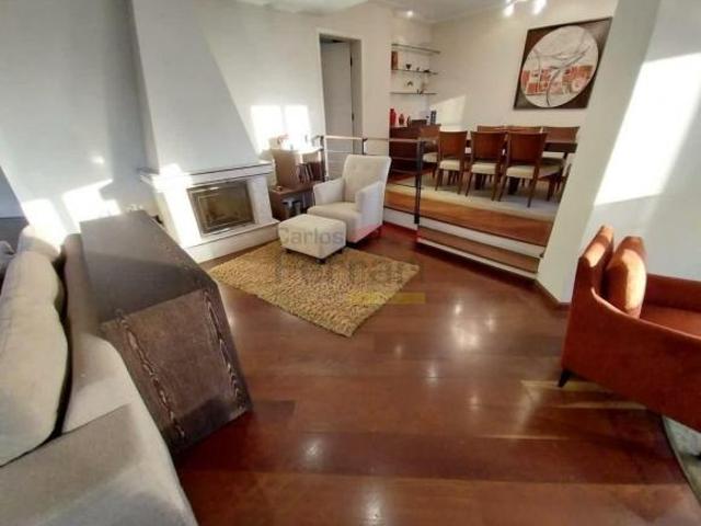 Apartamento contendo 4 suítes, boa varanda, 4 vagas com depósito, 286m² Agua Fria
