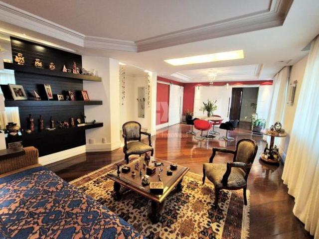 Apartamento Cond. Piazza Fausto Martello, frente para para o Bosque Maia, 01 por