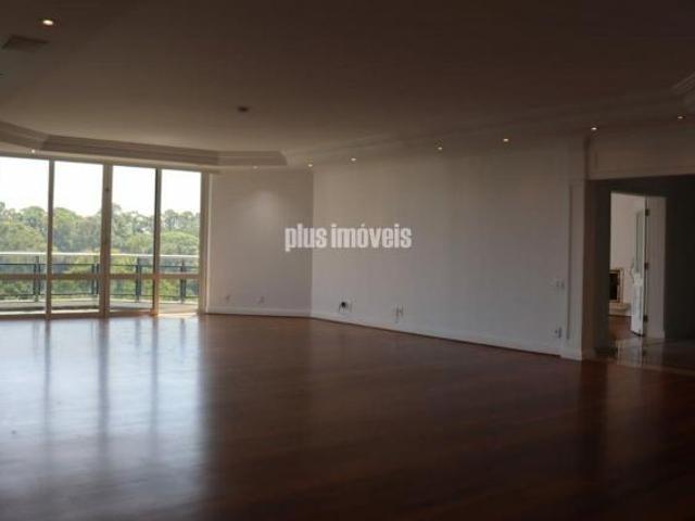 Apartamento condomínio chac. Sta. Helena, 300 mts au.5suítes
