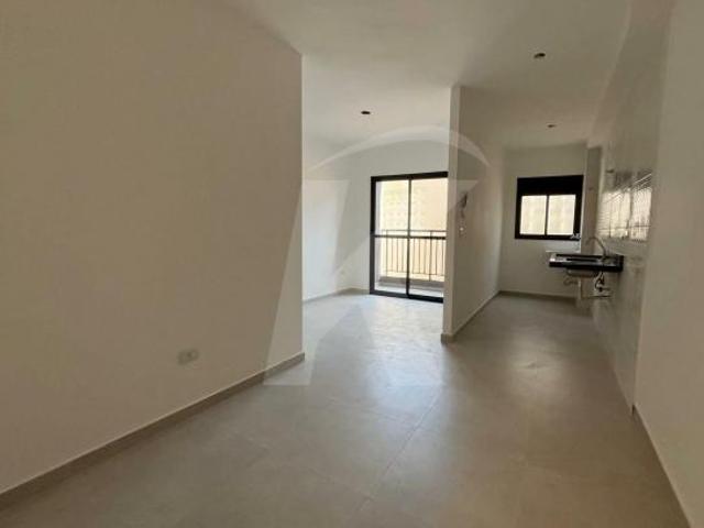 Apartamento Condomínio com 2 Quartos, Sacada e Elevador na Vila Maria Alta