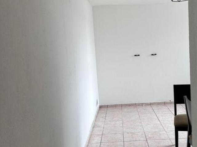 Apartamento Condomínio Iguaré