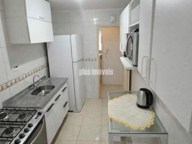 Apartamento Condomínio Léo próximo de metrô, e outras comodidades