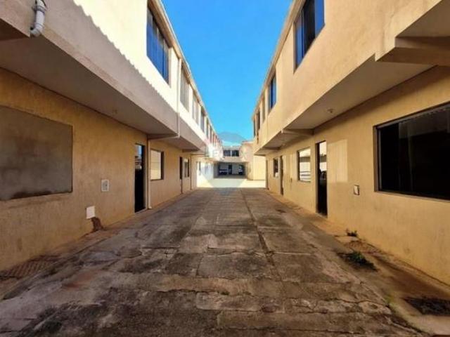 Cond. Fechado Apartamento Loft Duplex 2 quartos 2 banheiros 1 vaga na Rua 12 em Vicente Pires R$ 189