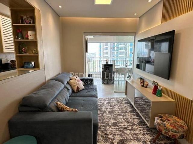 Apartamento Condomínio Tradição 69 m, 2 dormitórios sendo 1 suíte, varanda gourmet na Vila Matilde
