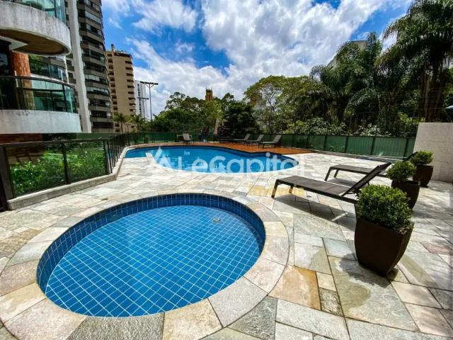 Apartamento confortável e elegante com 4 suítes