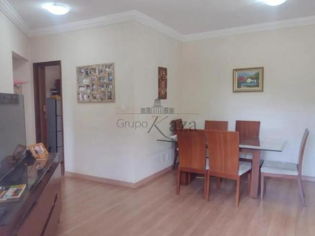 Apartamento Conjunto Trinta e Um de Março Edifício Itápolis 78m² 3 Dormitórios