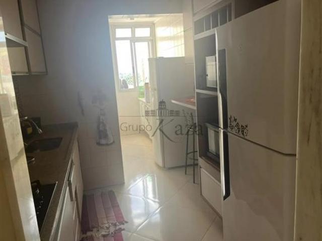 Apartamento Conjunto Residencial Trinta e Um de Março Residencial Ilhabela 4 Dormitórios 102