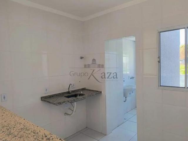 Apartamento Conjunto Residencial Condomínio Alvorecer Jardim Novo Amanhecer