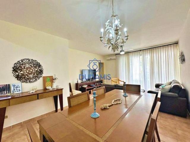 Apartamento conservado à venda em Prédio com lazer nas Astúrias no Guarujá SP