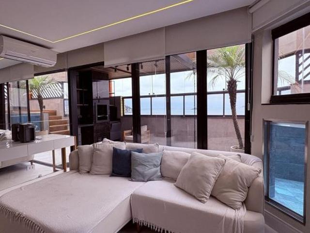 Apartamento Cobertura 3 dormitorios 1 suite com piscina e churrasqueira 1 vaga enseada guaruja