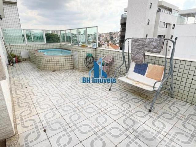 Apartamento Cobertura 3 quartos com 4 vagas no bairro Castelo Belo Horizonte/MG