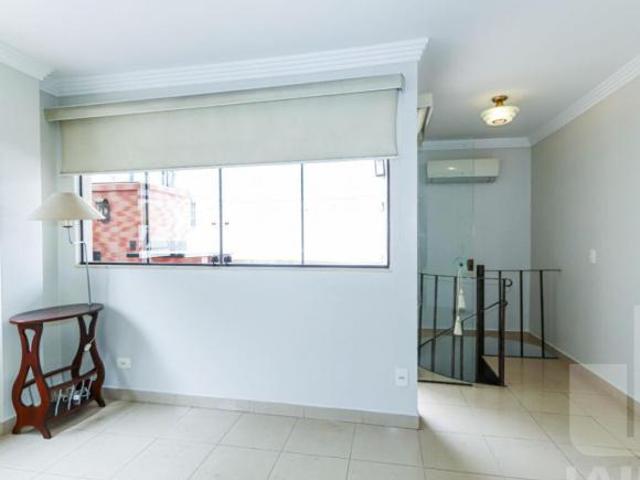 Apartamento Cobertura 02 dormitórios, 01 vaga em Bela Vista