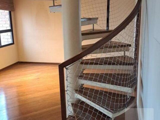 Apartamento Cobertura 03 dormitórios, 02 vagas em Perdizes