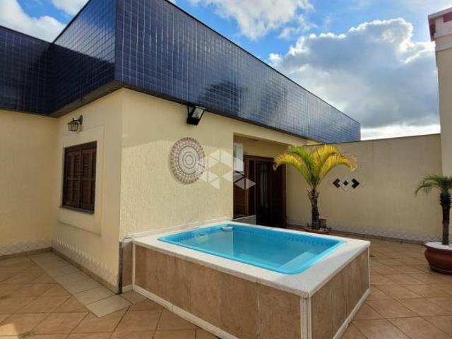 Apartamento Cobertura, 2 andares, sacada, terraço, 3 dormitórios, 1 suíte, churrasqueira, piscina no
