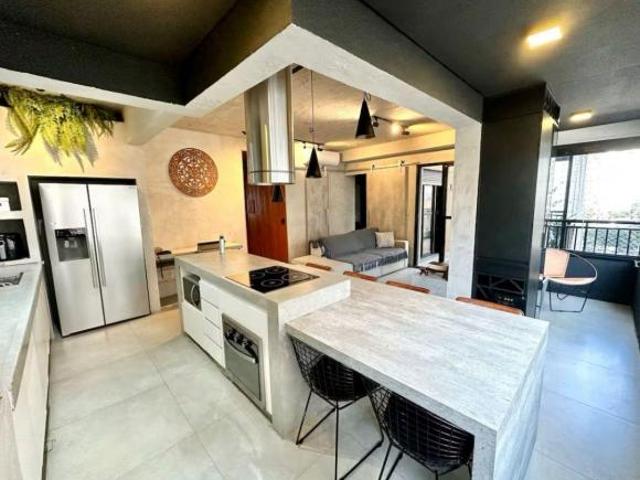 Apartamento cobertura com 128 mts², 3 quartos com hidro em Santos SP