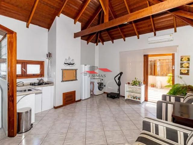 Apartamento Cobertura, com 2 quartos e 3 banheiros à Venda, 195 m² em Porto Alegre/RS
