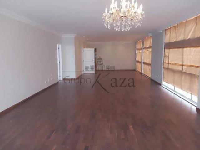 Apartamento Cobertura Cerqueira Cesar 4 Dormitórios 550m²
