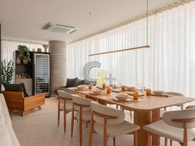 Apartamento cobertura à venda 295,96m² Pinheiros 3 suites, 3 vagas de garagem 4 banheiros Deposito