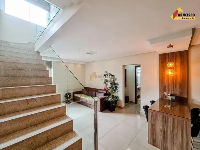 Apartamento Cobertura à venda, 3 quartos, 1 suíte, 4 vagas, Sidil Divinópolis/MG