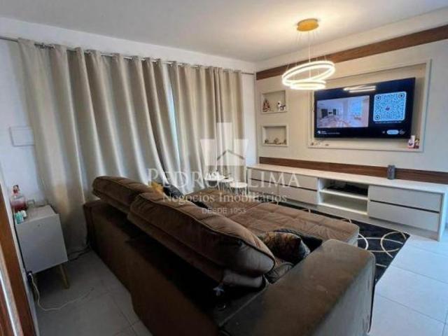 Apartamento Cobertura á venda com espaço Gourmet coberto, dois dormitórios e uma vaga de garagem