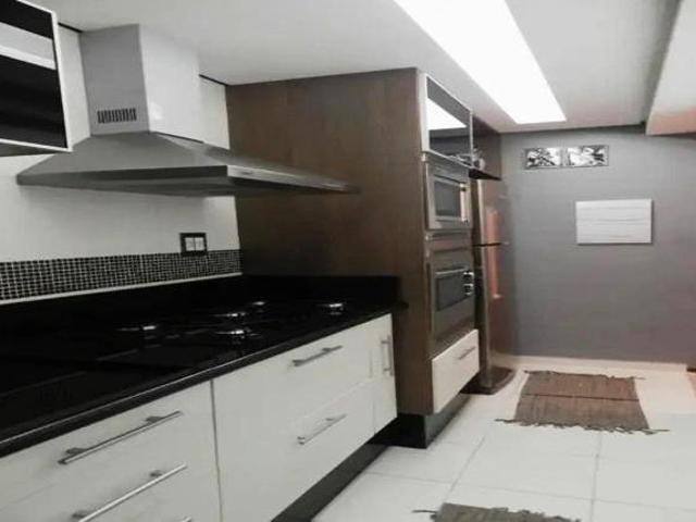 Apartamento Cobertura à venda no Bairro da Vila Zat