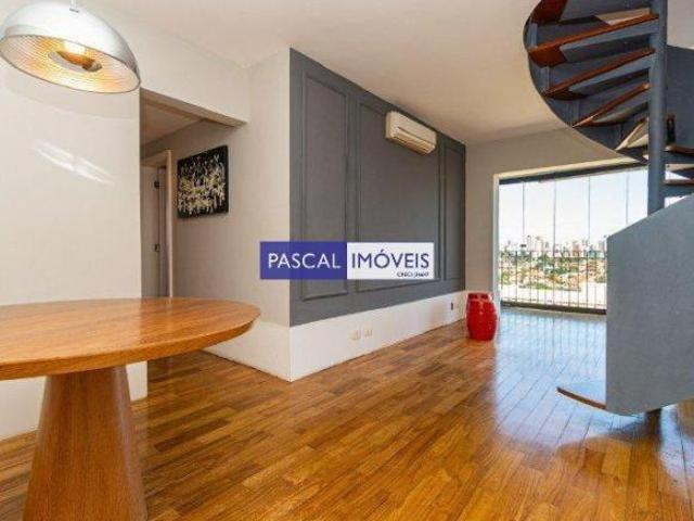Apartamento cobertura de 02 dormitórios em Moema