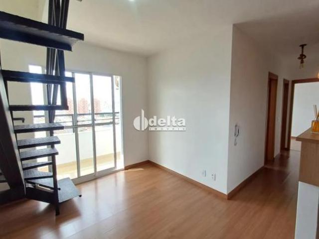 Apartamento Cobertura de 2 quartos disponível para venda no bairro Martins em Uberlândia MG