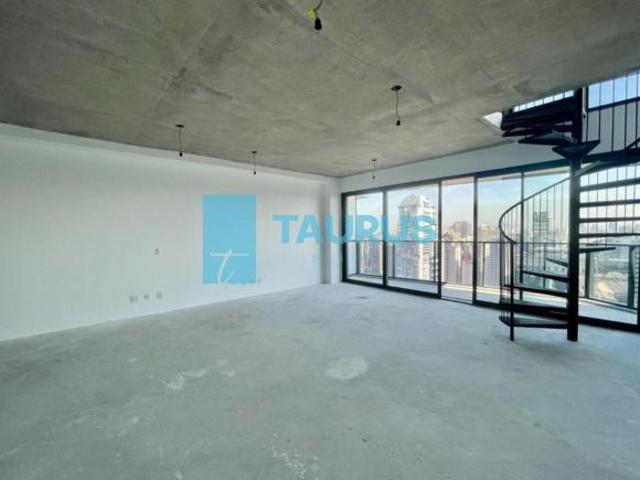 Apartamento Cobertura Duplex à venda, 2 dormitórios, 1 vaga, na Vila Olimpia, São Paulo