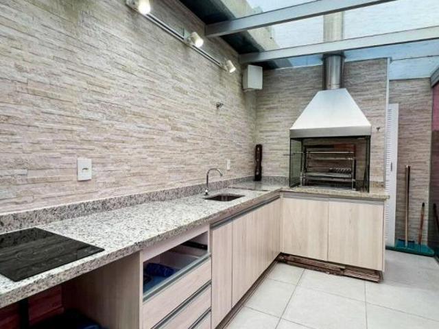 Apartamento cobertura duplex à venda na praia da Enseada Guarujá