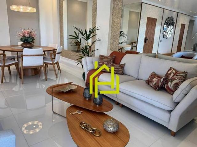 Apartamento, cobertura duplex, com 4 dormitórios à venda, 341 m² por R$ 3.900.000 Edifício Único C