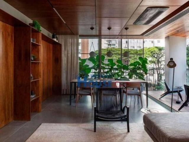 Apartamento Cobertura Duplex com 4 Quartos sendo 3 Suítes à Venda na Vila Nova Conceição, 269m², Din