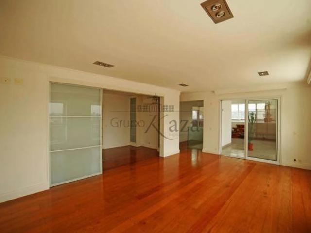Apartamento Cobertura Duplex Granja Julieta 3 Suítes 400m²