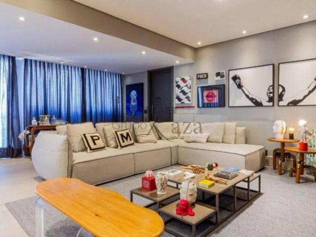 Apartamento Cobertura Duplex Vila Nova Conceição 1 Dormitório 220m²
