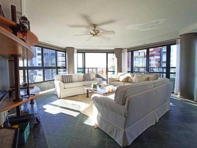 Apartamento cobertura, duplex, 5 dormitórios, sendo 1 suíte com closet, 3 vagas