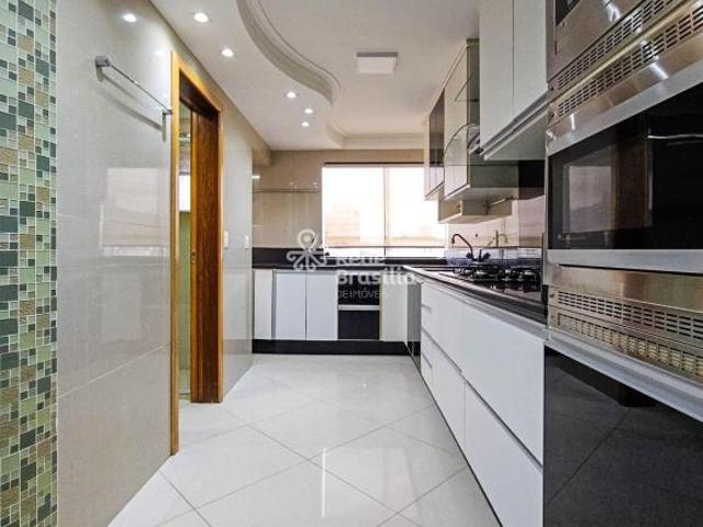 Apartamento Cobertura Duplex 5 quartos aceita financiamento fgts Asa Norte Brasília DF
