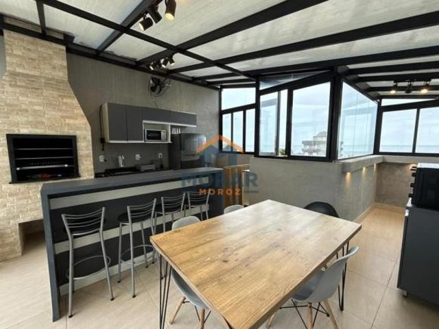 Apartamento Cobertura em Praia de Leste