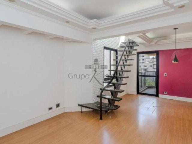 Apartamento Cobertura Higienópolis 4 Dormitórios 175m²