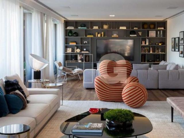 APARTAMENTO COBERTURA ITAIM BIBI Venda 593 m² 5 Suítes 6 Vagas