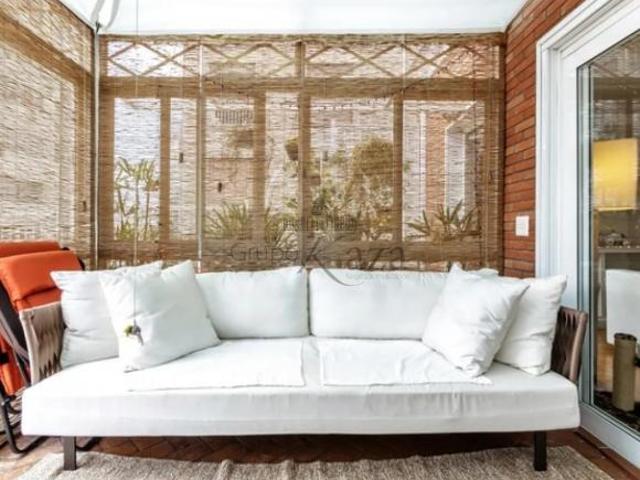 Apartamento Cobertura Jardim América 2 Suítes 325m²