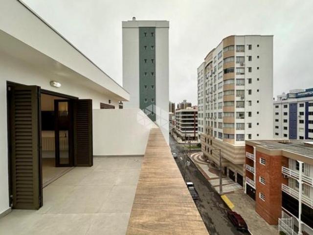 Apartamento Cobertura, mobiliado e decorado, 164 M² privativos, 02 quartos,/dorm