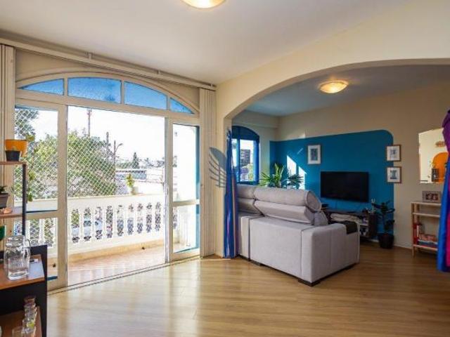 Apartamento Clássico 135m², Face Norte