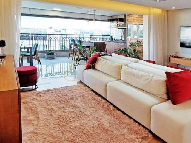 Apartamento Cyrela na Chácara Santo Antônio, com 3 dormitórios, 1 suíte e 2 vagas, novo