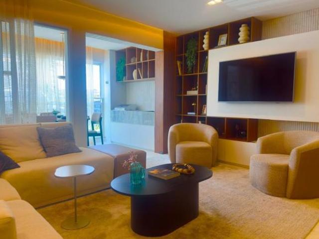 Apartamento de119m², 03 suítes sacada com churrasqueira ótima localização