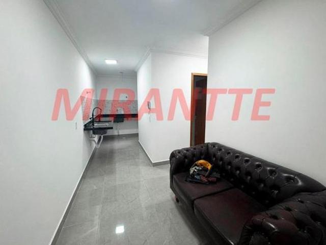 Apartamento de 43m² com 2 quartos