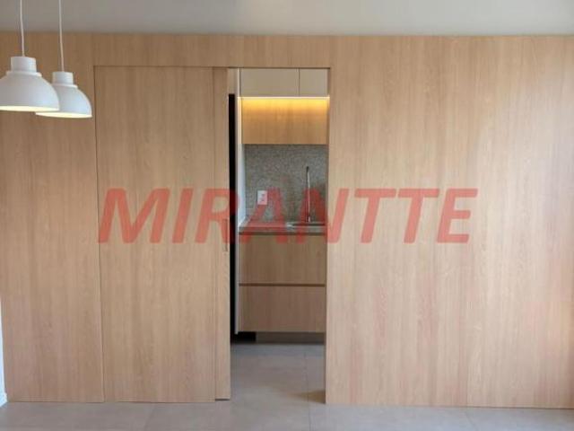 Apartamento de 43m² com 2 quartos