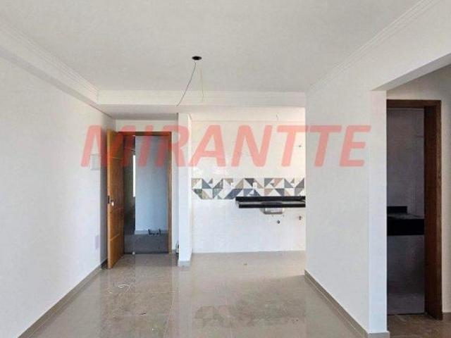 Apartamento de 43m² com 2 quartos
