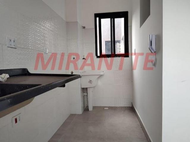 Apartamento de 43m² com 2 quartos